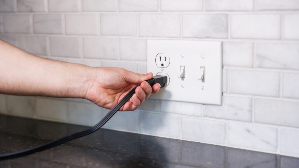 When power comes back after an outage, what to turn on in what order ...